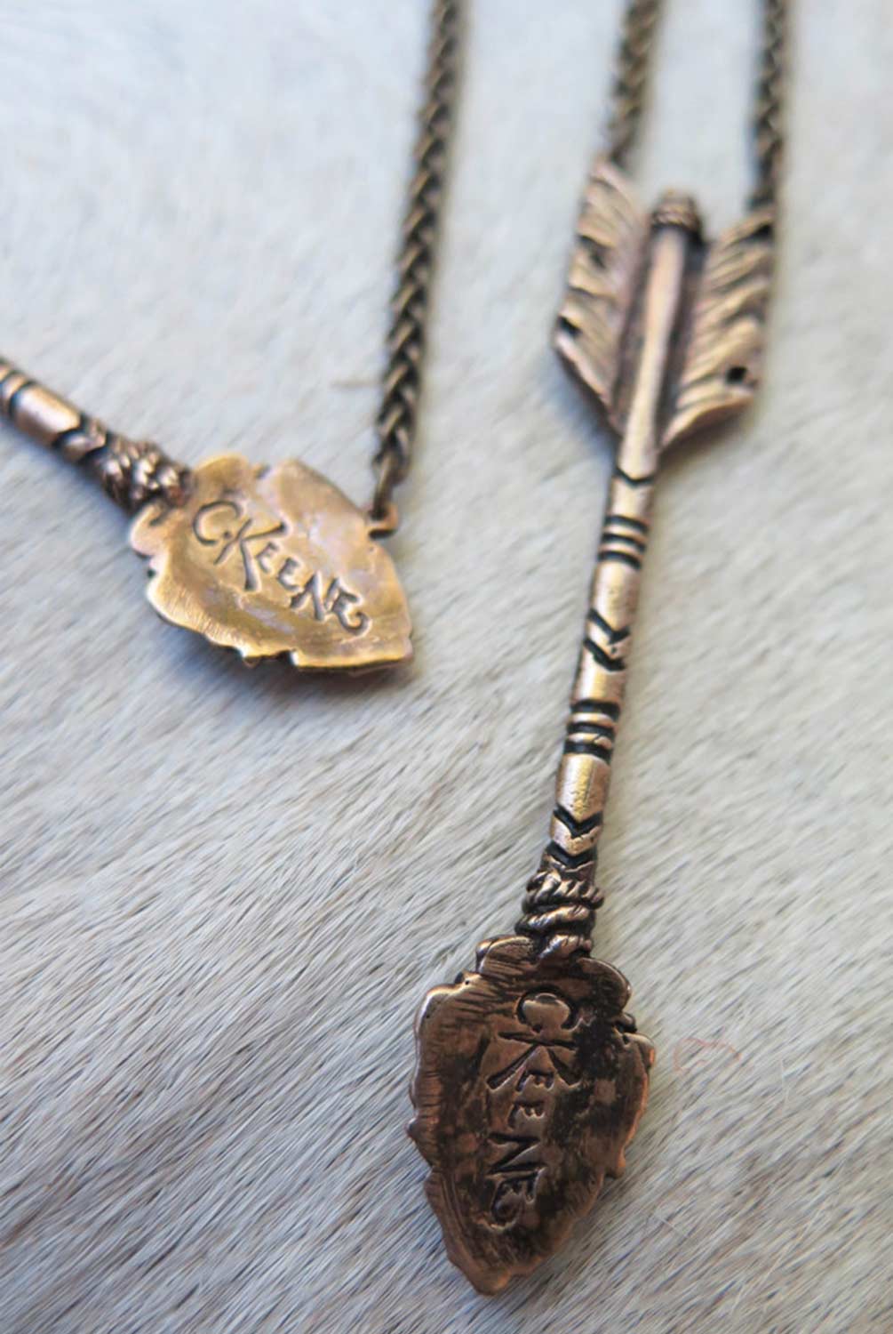 Painted Arrow Horizontal Necklace | Evolve Fit Wear